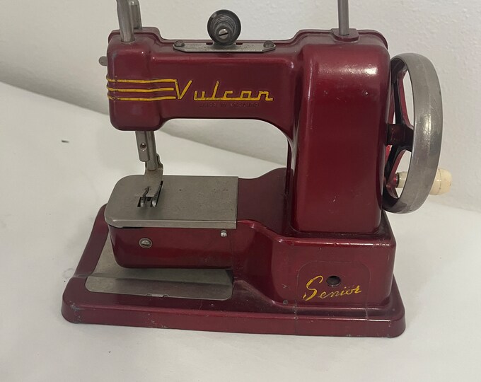 Vintage Vulcan Senior - Children's Sewing Machine - Etsy