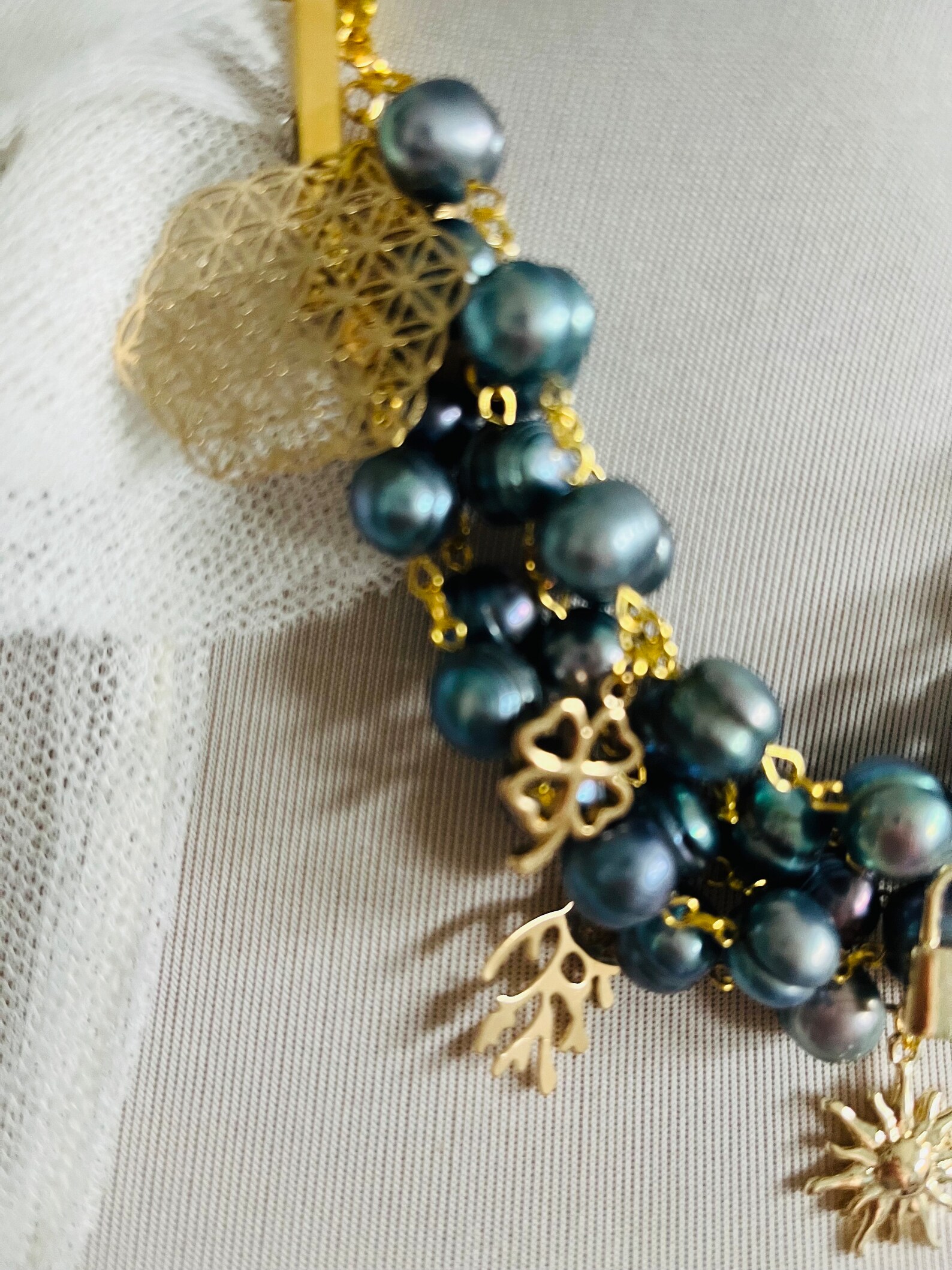 2 in 1 Grace Kelly Real Pearl Necklace and Charm Bracelet - Etsy