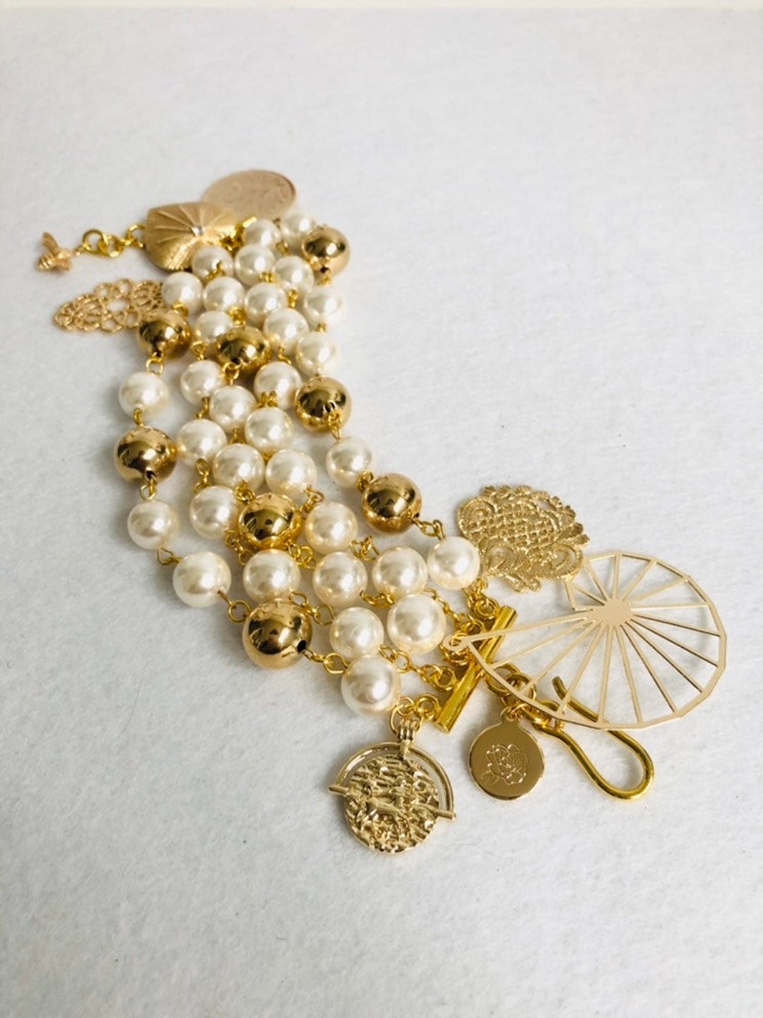 Rear Window Lisa Fremont Grace Kelly Pearl Bracelet - Etsy