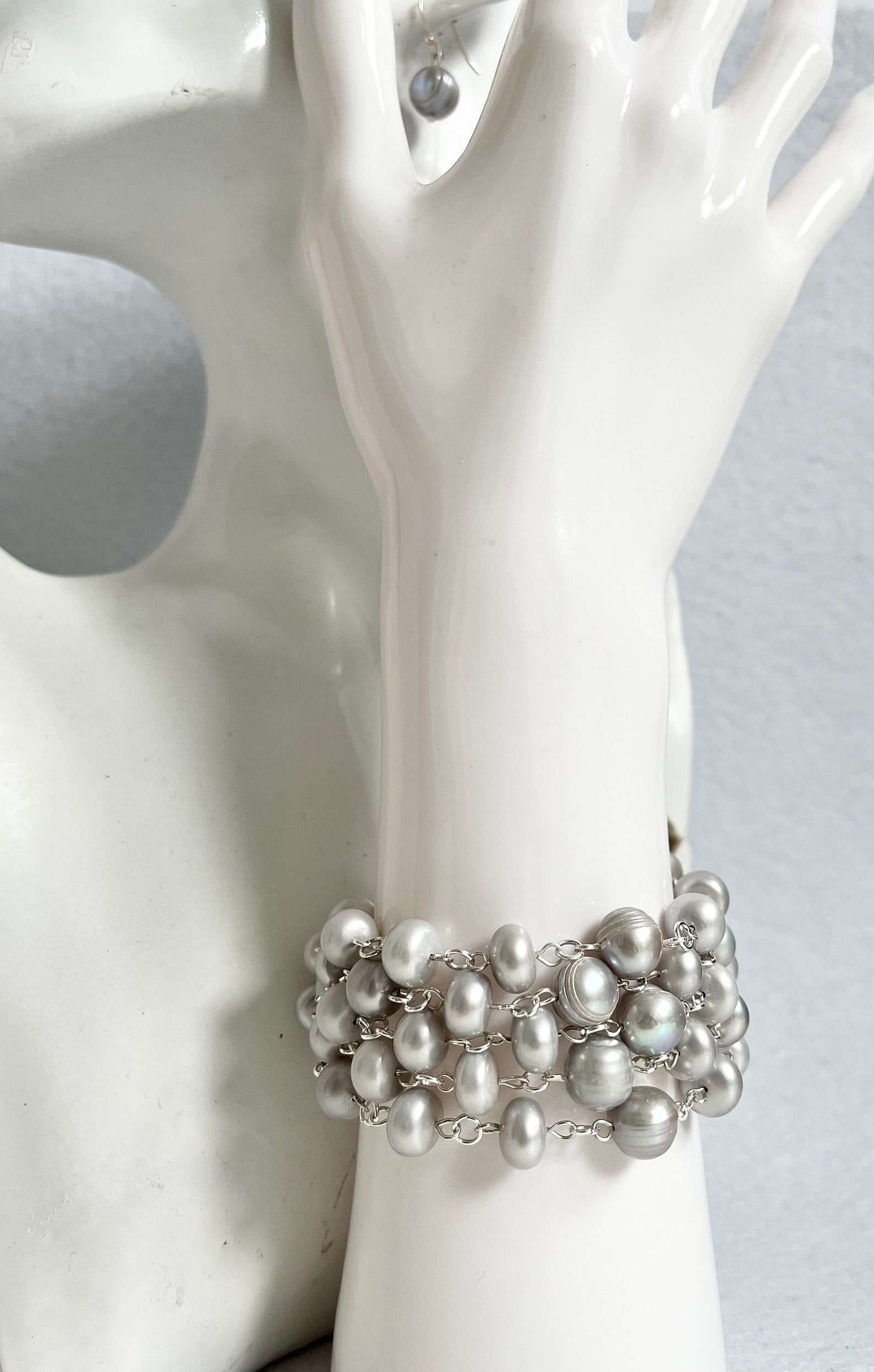Silver Genuine Pearls With Crystal Diamante Clasp Grace Kelly Bracelet ...
