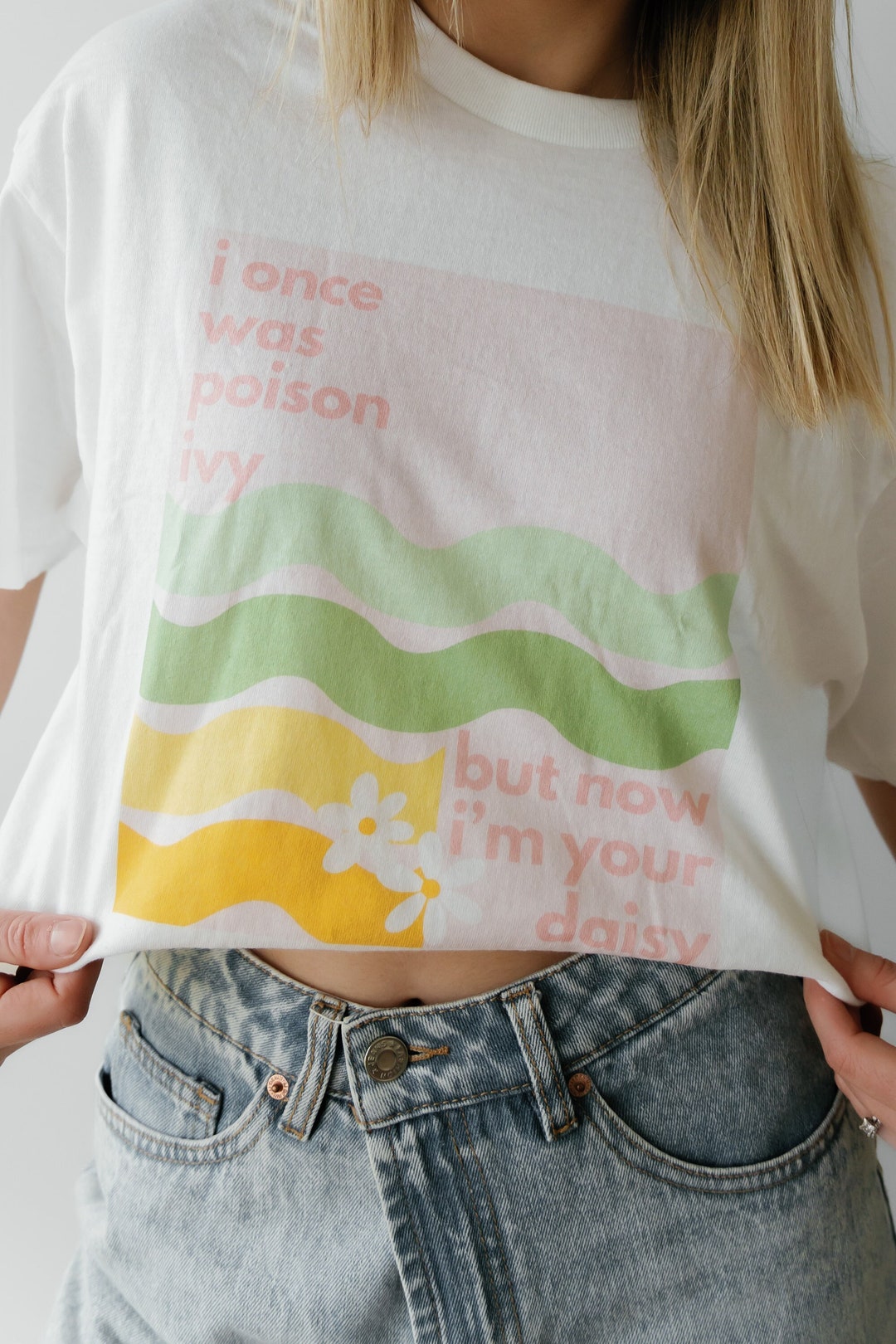 Poison Ivy Daisy Vintage Tee Reputation, Taylor Swift Eras Tour ...