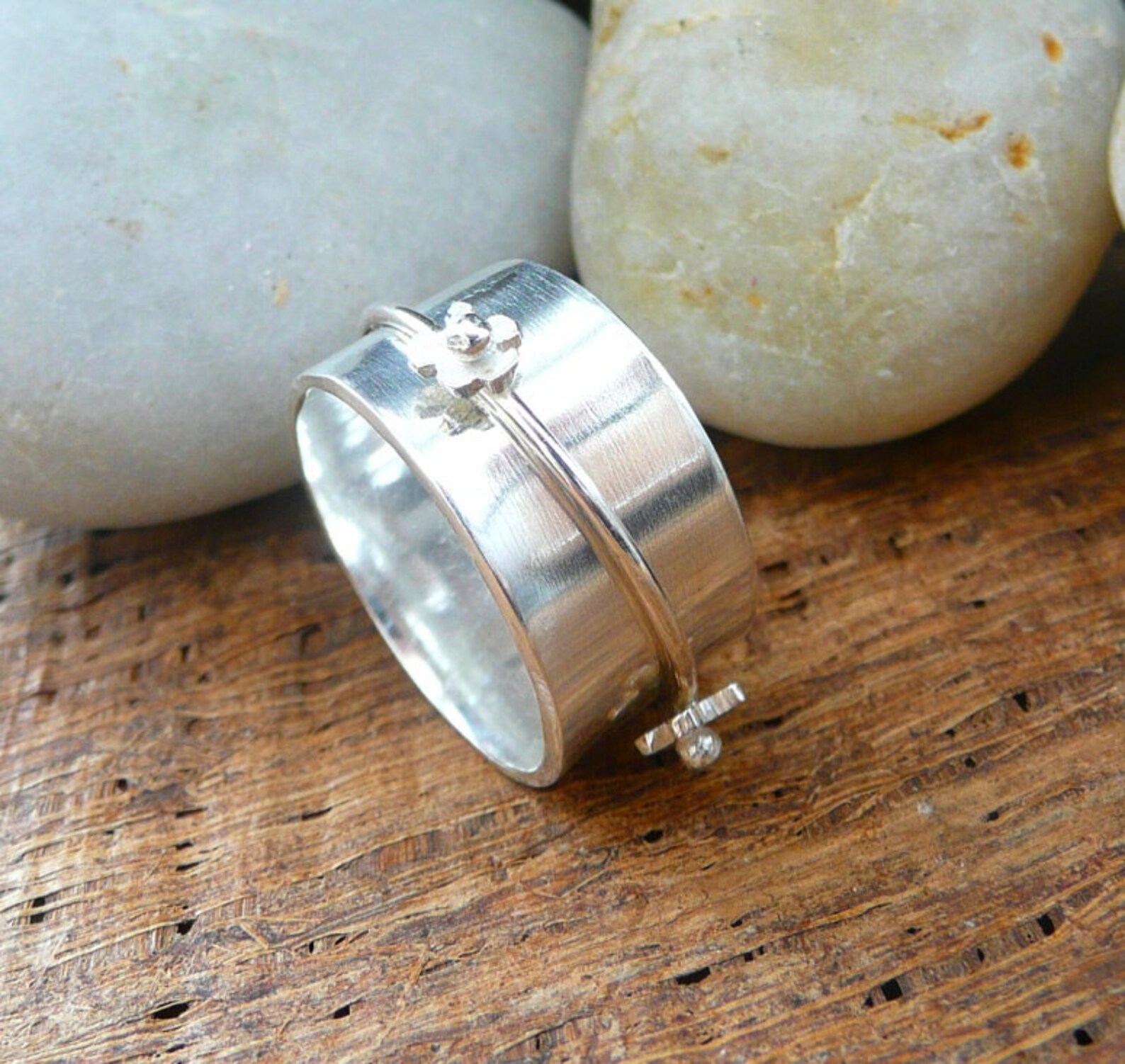 Romantic Daisy Flower Sterling Silver Spinner Ring, Spinner Ring With ...