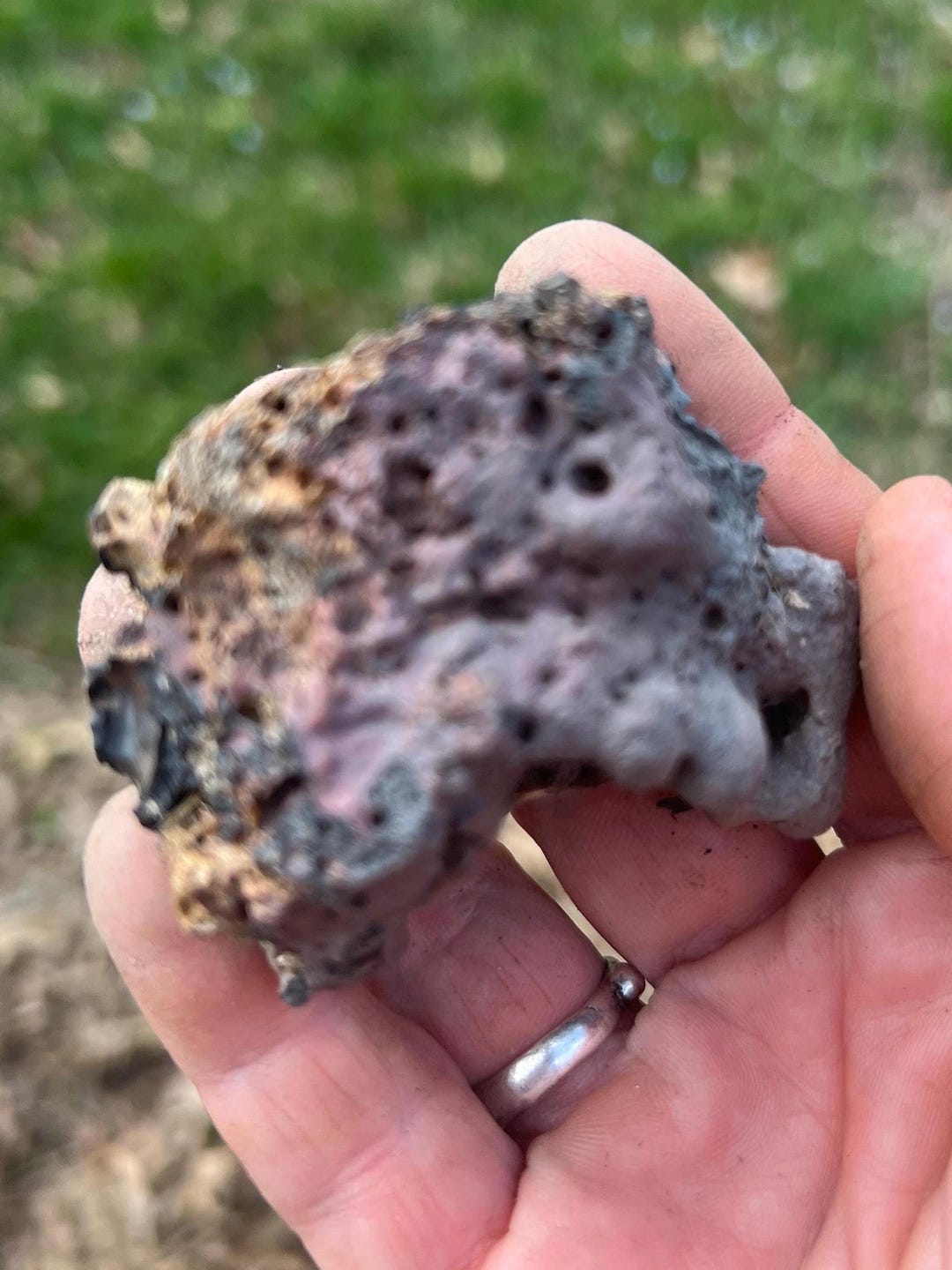 Unknown Rock, Slag, Basalt, Meteorite, Volcanic, Lava, WTH, Rainbow ...