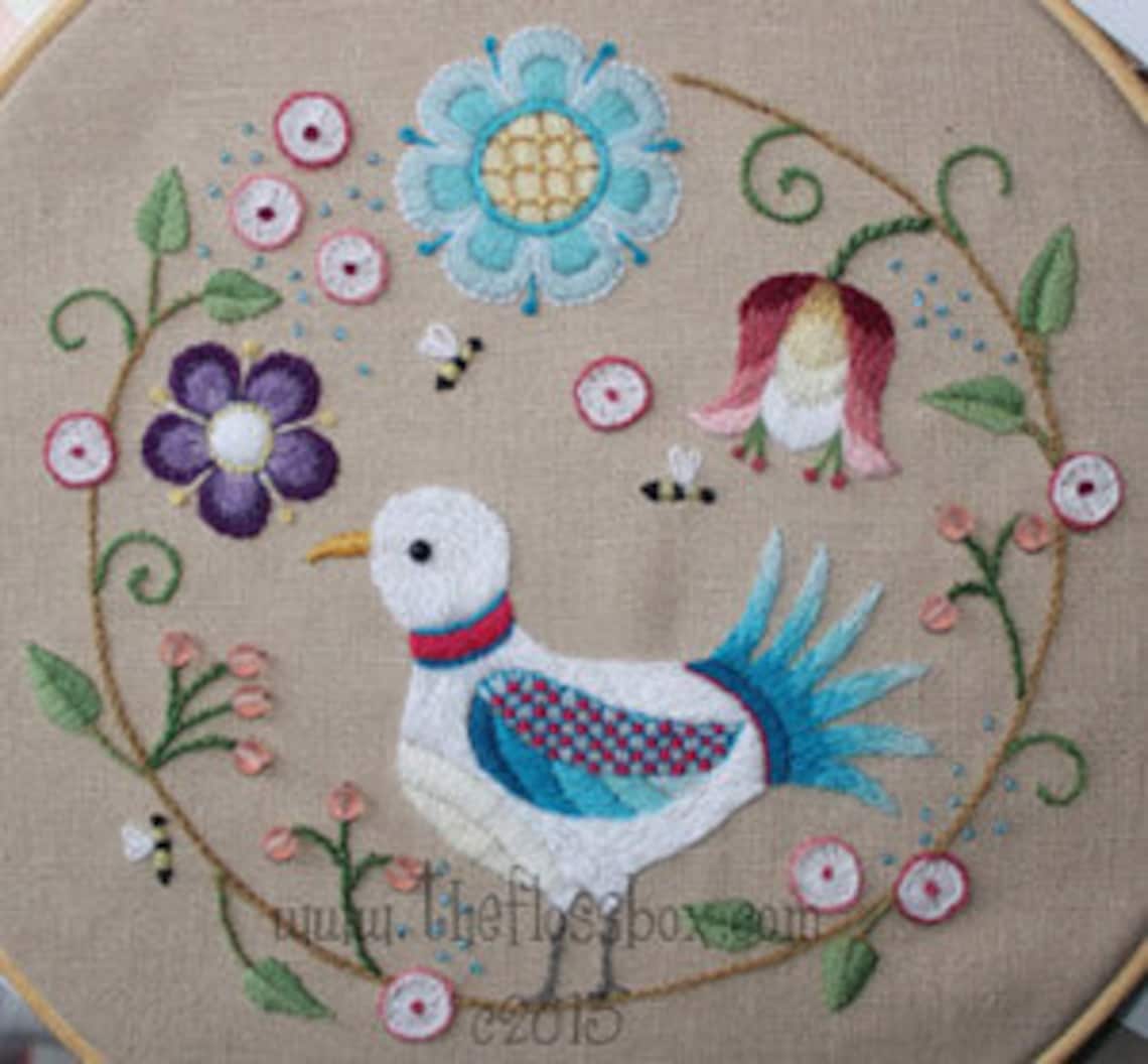 Crewel Folk Art Bird Embroidery Pattern - Etsy
