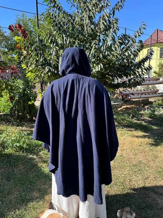 Laura Ashley Navy Wool Cape Cloak 90s Vintage Women’s… - Gem