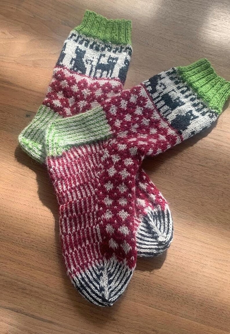 The Cats - Sock Knitting Pattern With Cats for Size 38 Until and With ...