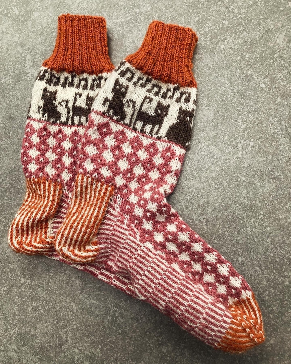 The Cats - Sock Knitting Pattern With Cats for Size 38 Until and With ...
