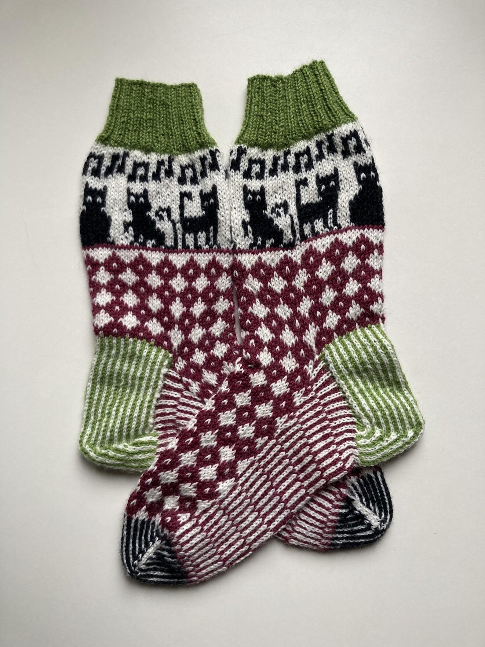 The Cats - Sock Knitting Pattern With Cats for Size 38 Until and With ...