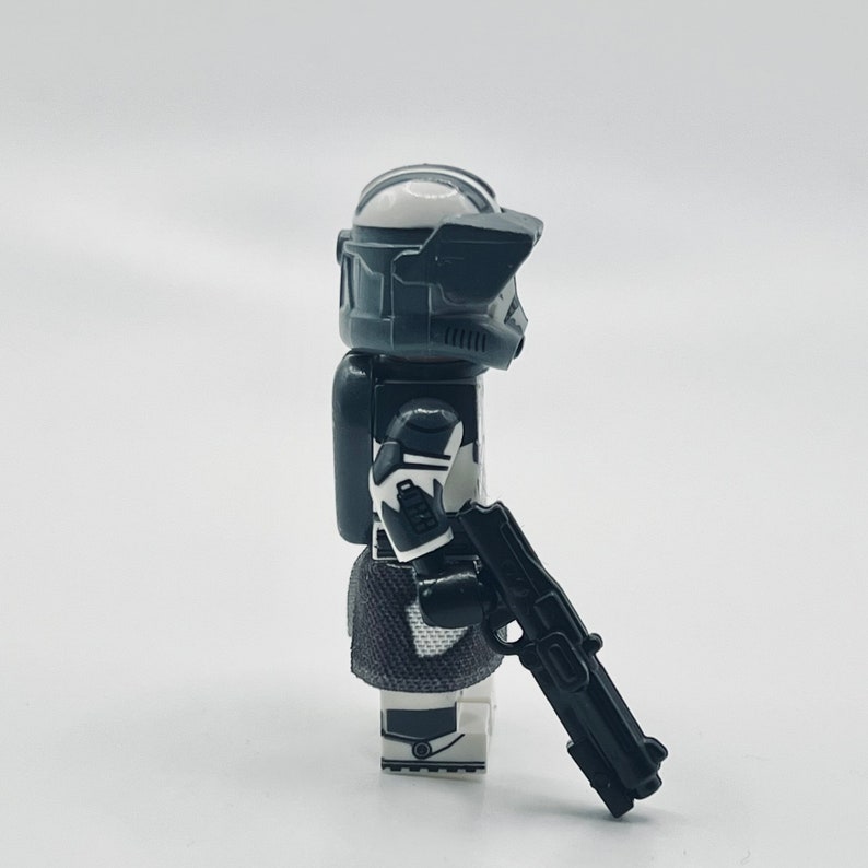 Wolfpack Captain Phase 2 Custom Figure 104th Battalion Wolfpack Clone Trooper With DC-15S - Etsy