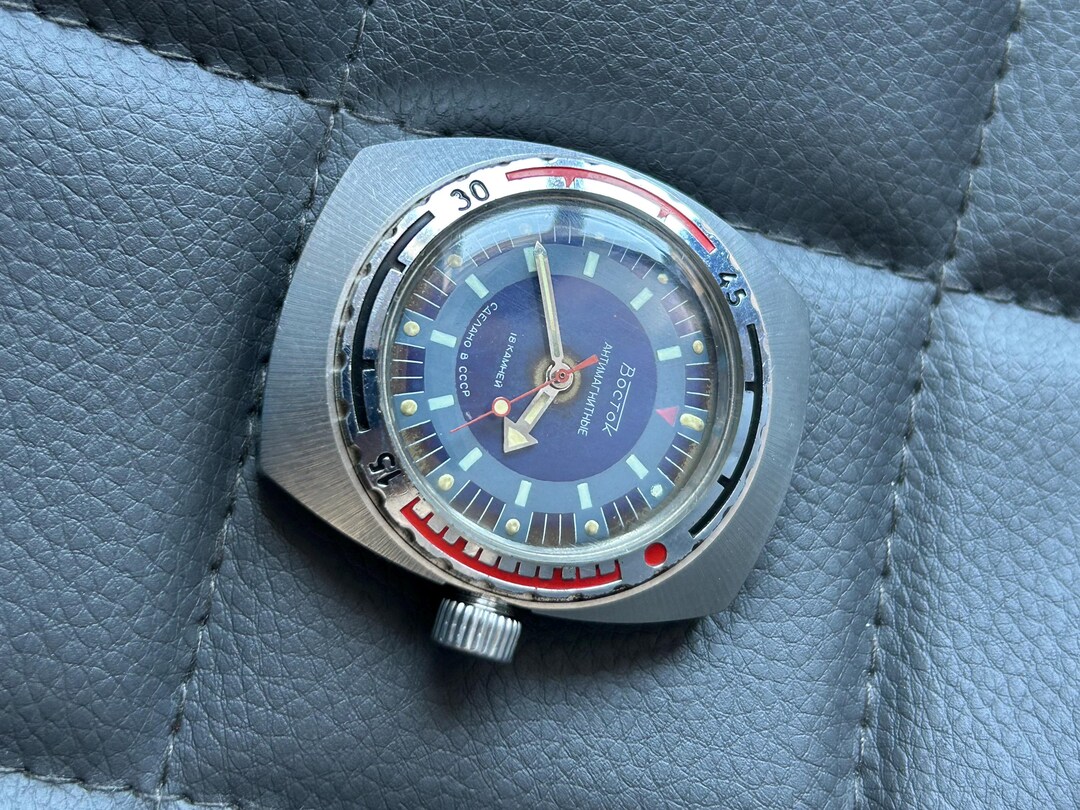 VOSTOK AMPHIBIA Antimagnetic Russian Soviet Vintage Watch - Etsy