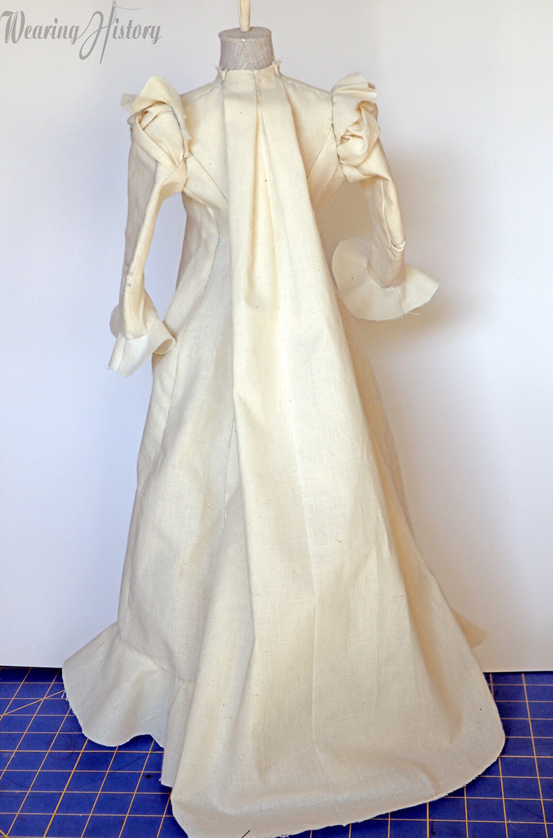E-pattern- 1890s Victorian Dressing Gown- Tea Gown- Wrapper- Bust 37 ...