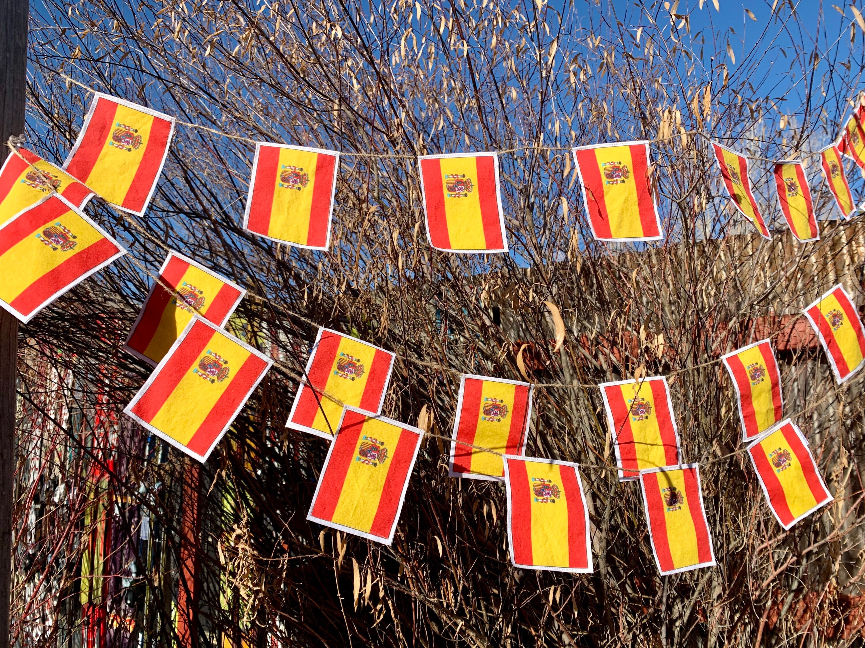 Flag of Spain Garland - Etsy