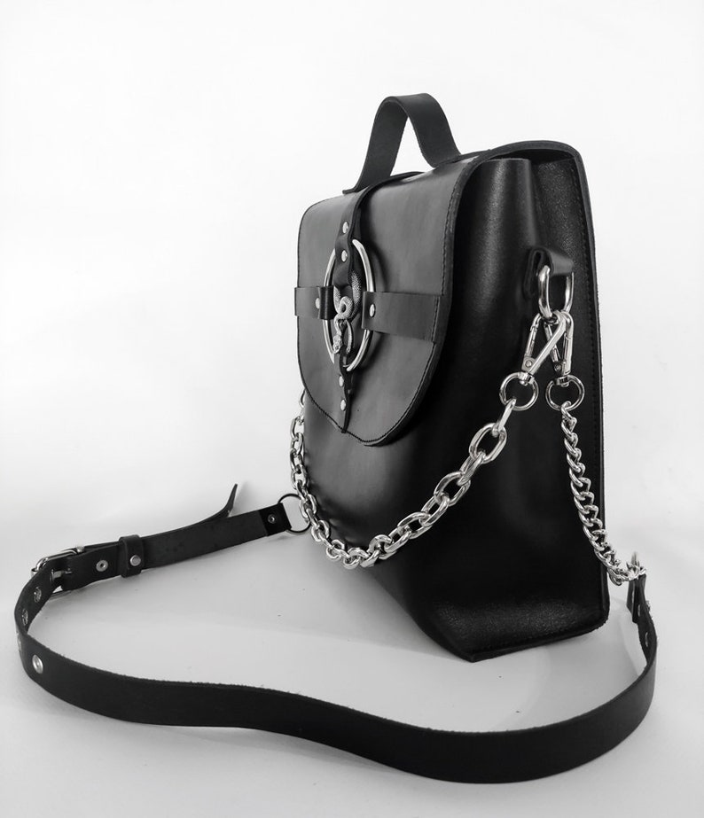 NOIR SNAKE BAG: Leather Handbag/backpack With Chain Handle and Snake ...