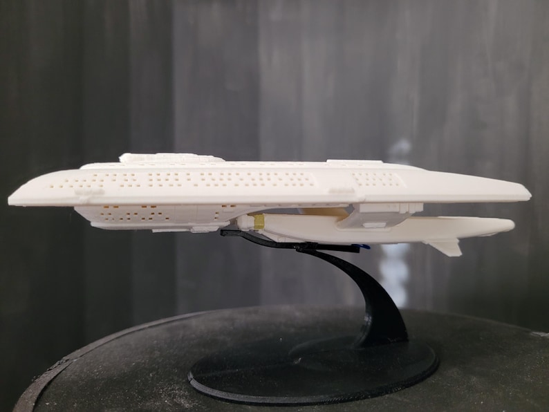 League of Planets Attila Class Attack Cruiser - Etsy