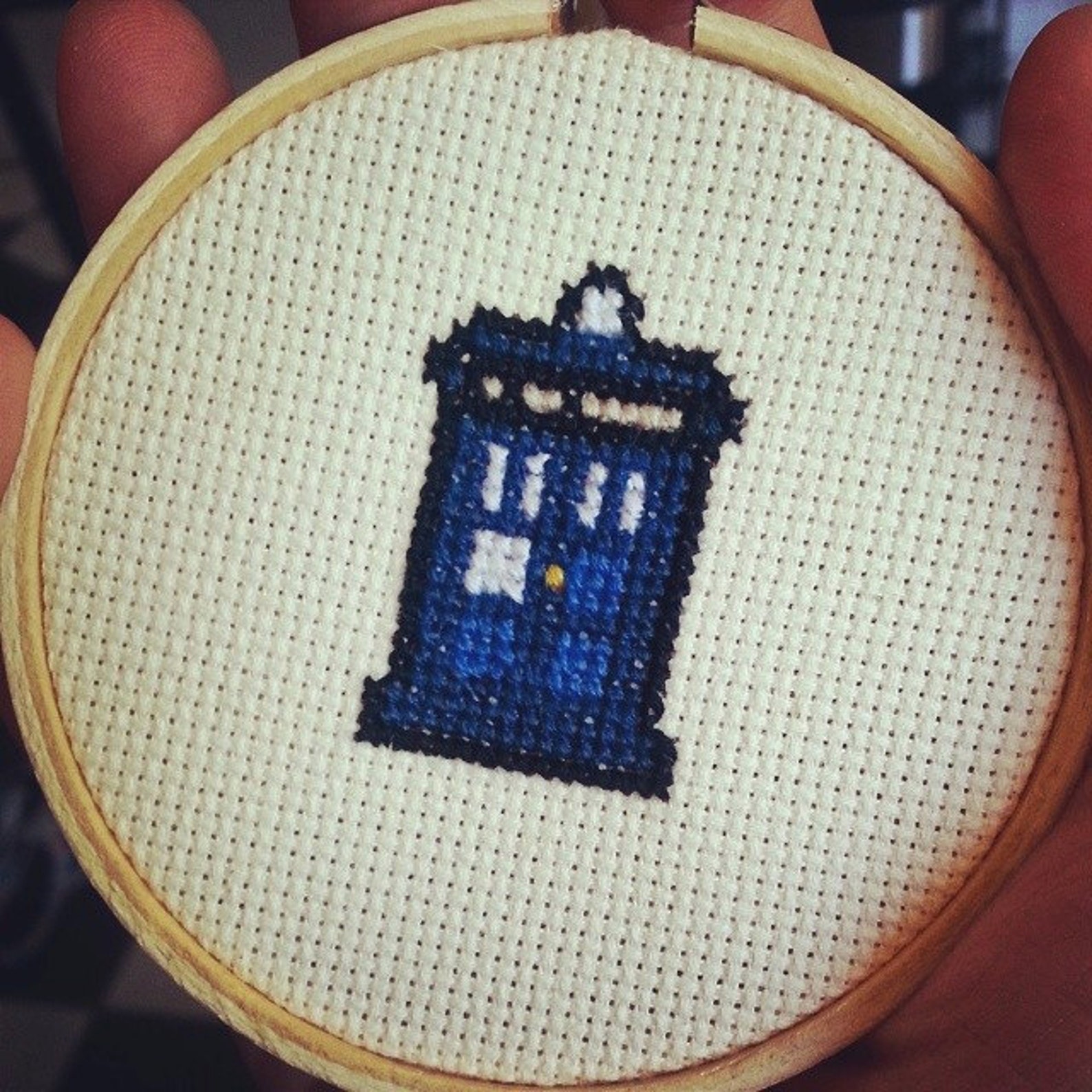 TARDIS Sprite - Dr Who Cross Stitch Pattern Download - Etsy