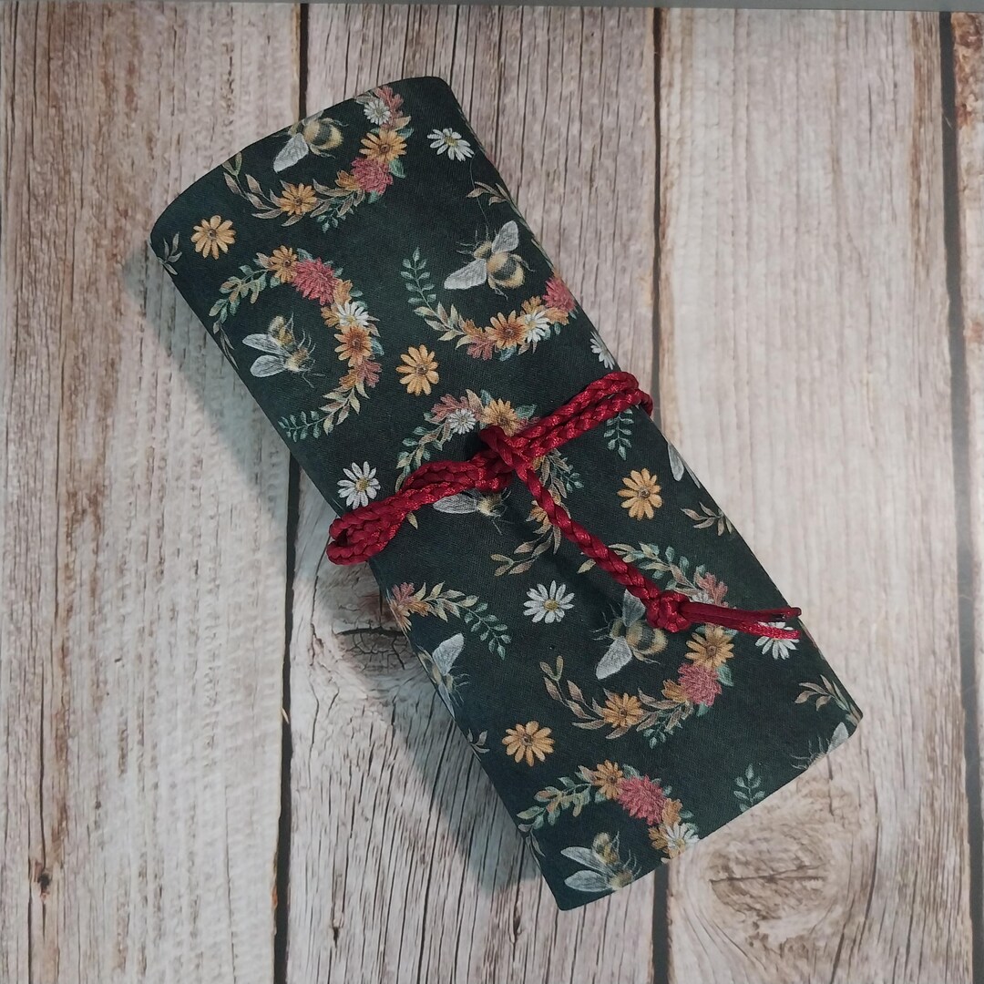 Bees Floral Tarot Oracle Deck Wrap Pouch With Pocket - Etsy