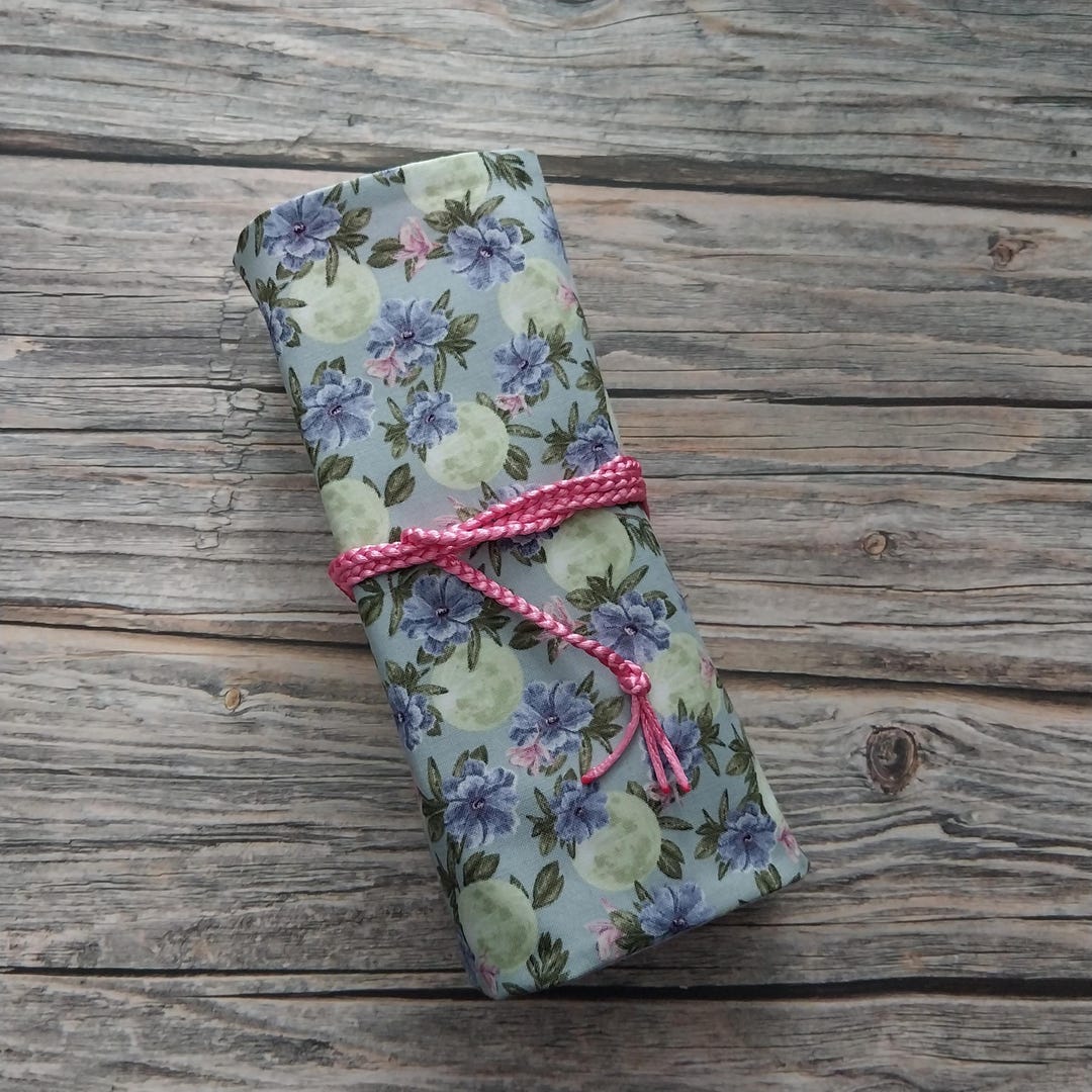 Moons & Flowers Tarot Oracle Deck Wrap Pouch With Pocket - Etsy