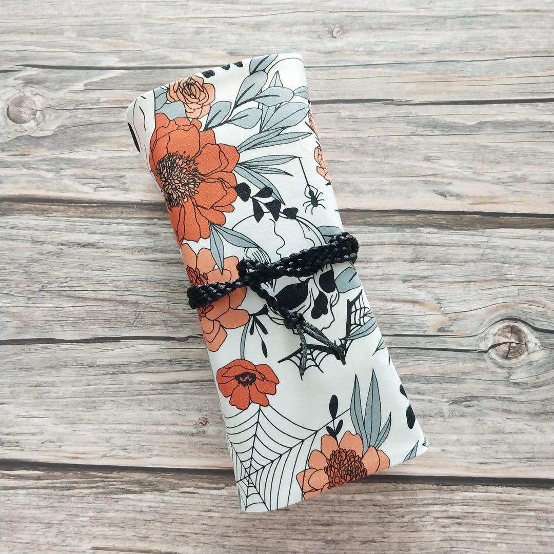 Skull Webs & Flowers Tarot Oracle Deck Wrap Pouch With Pocket - Etsy