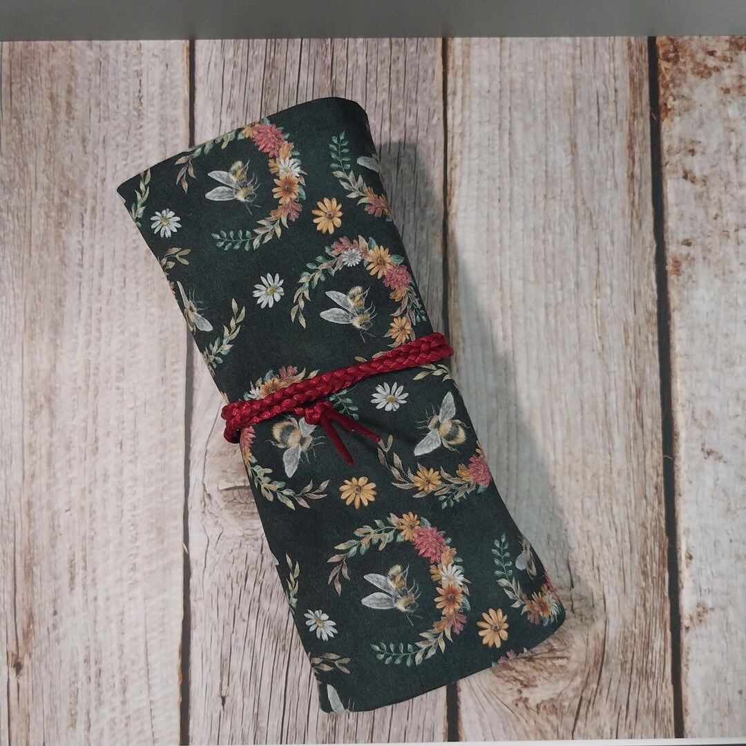 Bees Floral Tarot Oracle Deck Wrap Pouch With Pocket - Etsy