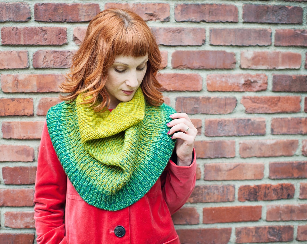 Colorshift Cowl (knitting Pattern) - Etsy