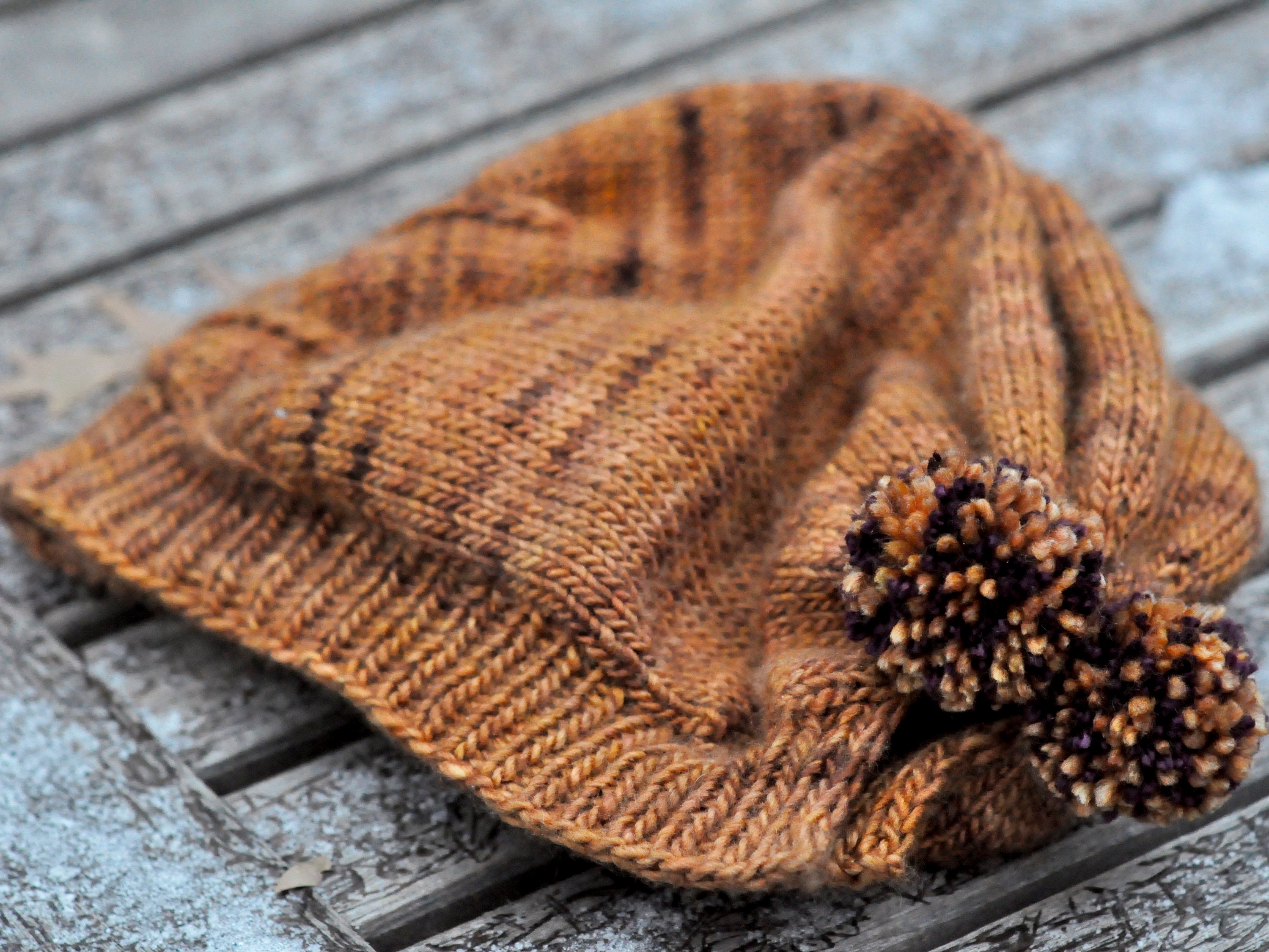 Toorie Hat (knitting Pattern) - Etsy