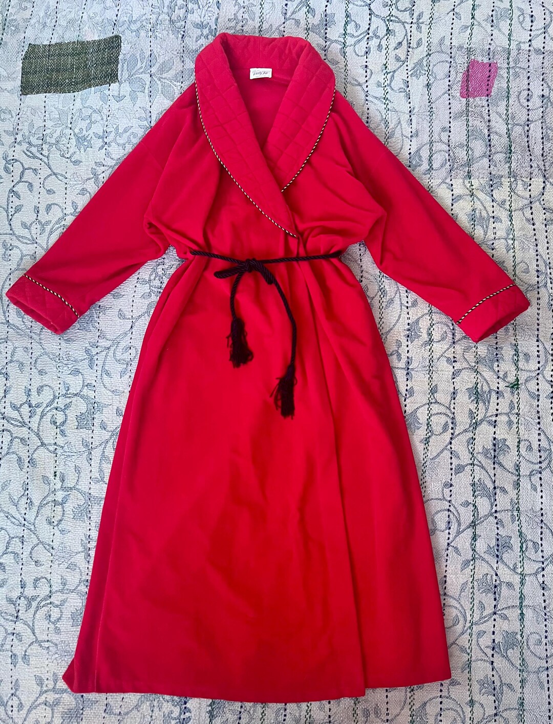Vintage Vanity Fair Red Velour Robe: Quilted Collar, Tassel Belt, Size ...