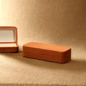 Custom Wooden Eyeglasses Box, Exquisite Walnut Eyeglasses Case, Student ...