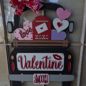Valentines Truck Door Hanger, Valentines Wreath, Front Door Decor ...
