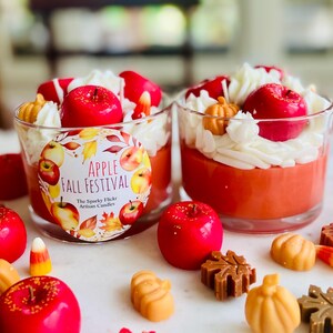 Apple Fall Festival Scented Candle: Caramel Apple, Autumn Leaves ...