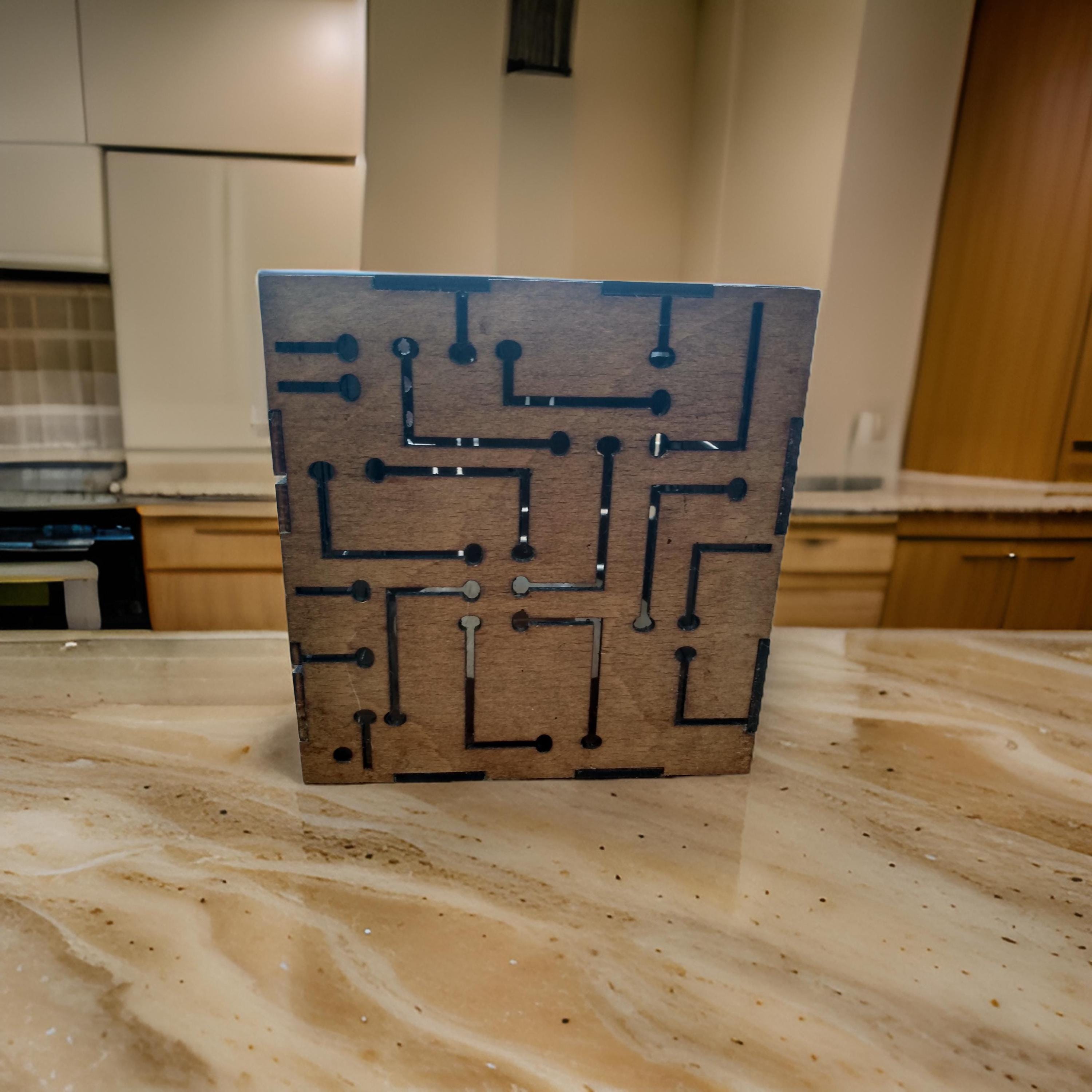 Alien Cube LED Mood Lamp Wood Remote Control Cypherpunk Futuristic ...