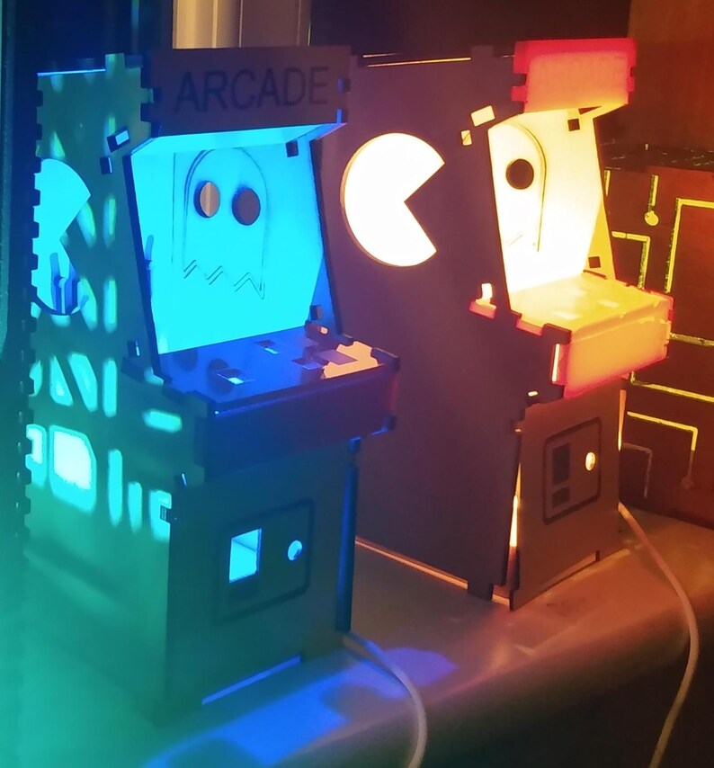 Retro Arcade Machine Mood Light - LED Desk Lamp With USB Power ...