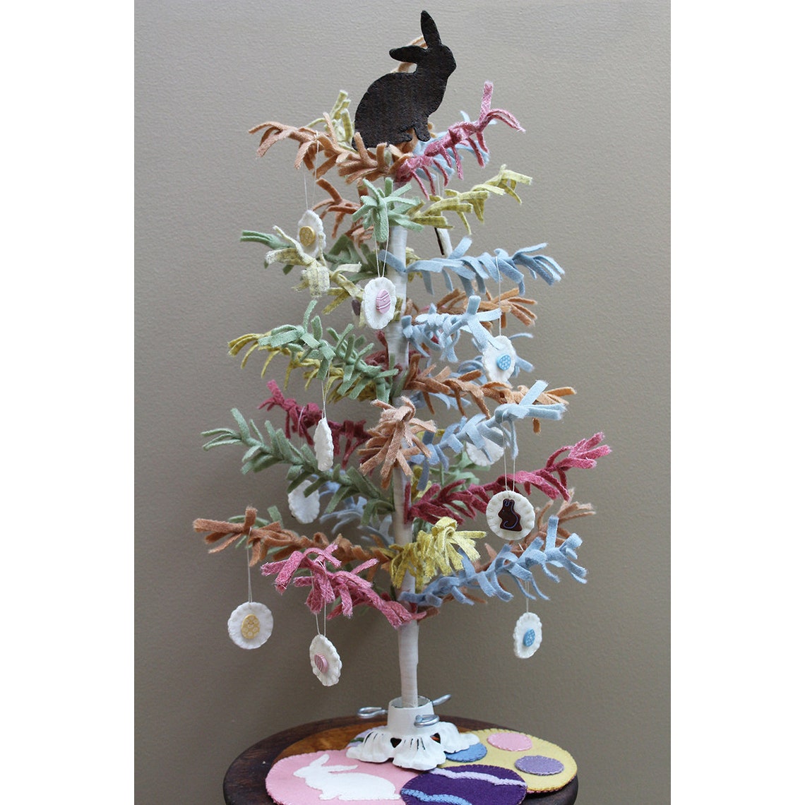 April Easter Tree - A Year of Wooly Trees - Wool Christmas Tree ...