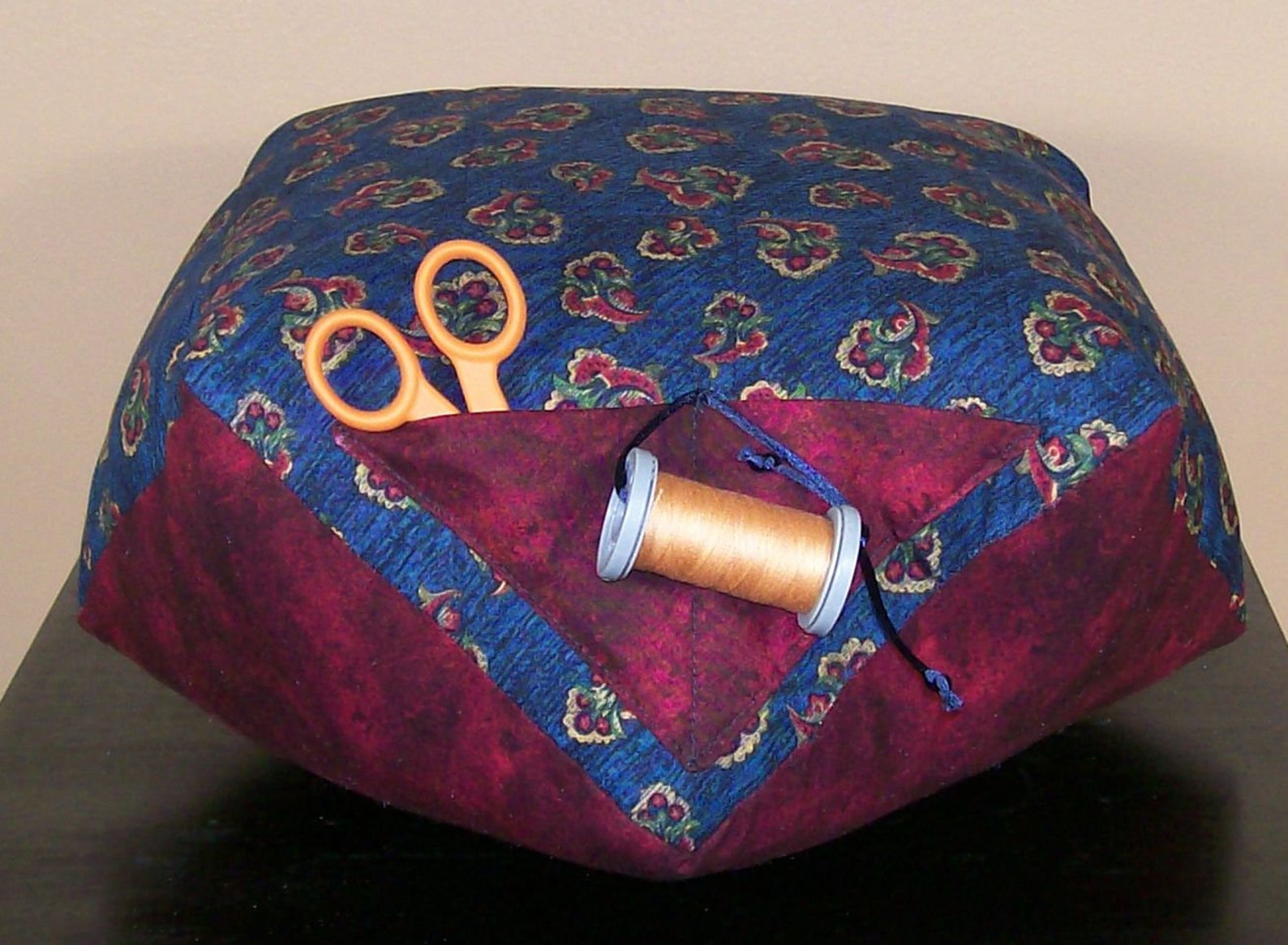 Handwork Pillow - Embroidery - Stitchery - Sewing Pattern - Applique ...