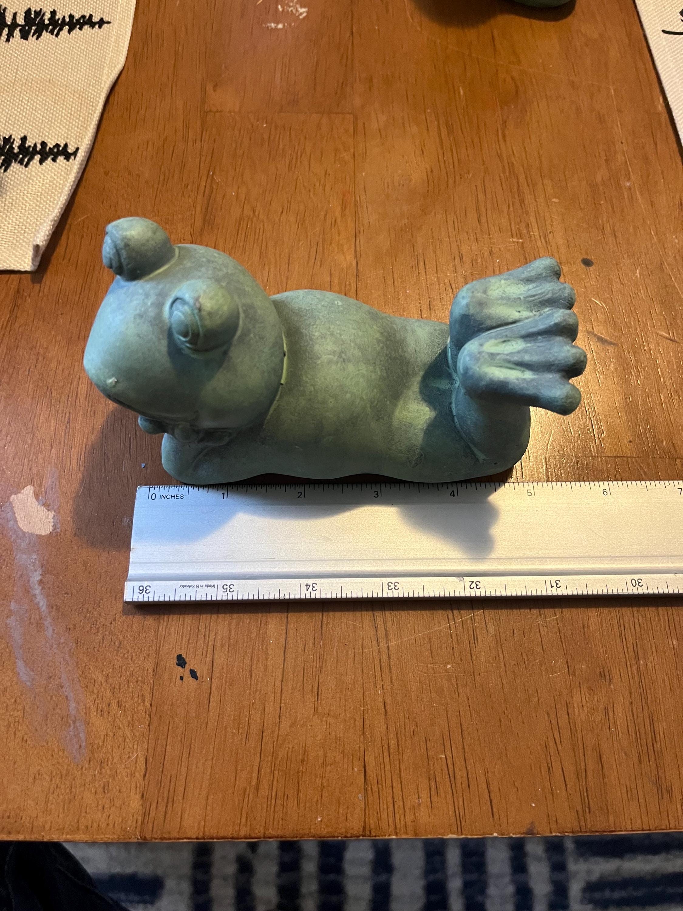 Pair of Vintage Ceramic Frog Figurines Lying Down and Yoga Yogi - Etsy