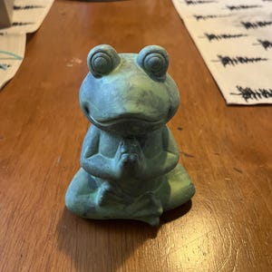 Pair of Vintage Ceramic Frog Figurines Lying Down and Yoga Yogi - Etsy