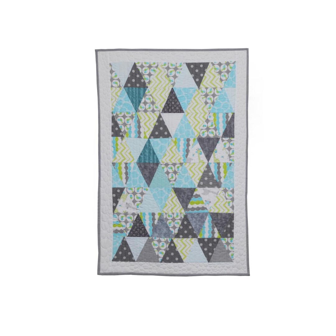 Simple Triangle Quilt Pattern, pyramid Size 37 X 49, Small Easy Baby ...