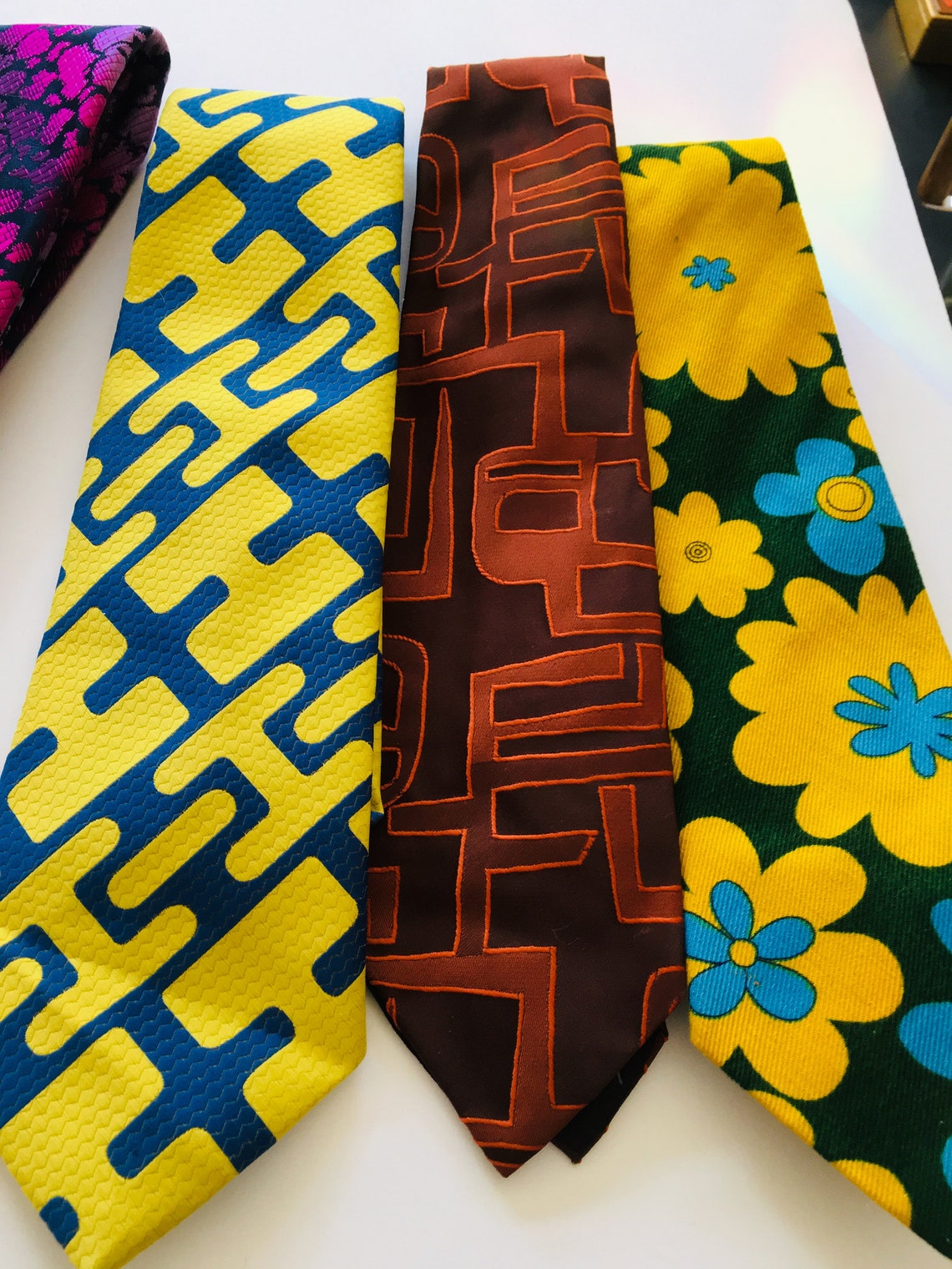 Vintage 60s Mod Necktie Lot - Wide Hippie Ties - Famous Barr - Etsy