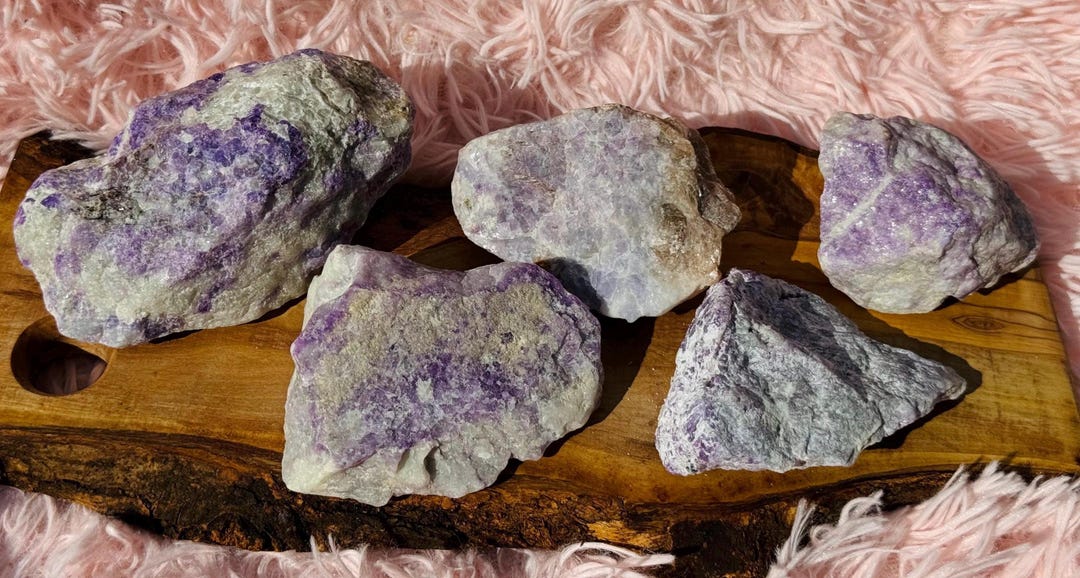 UV Reactive Raw Hackmanite Stone - Etsy