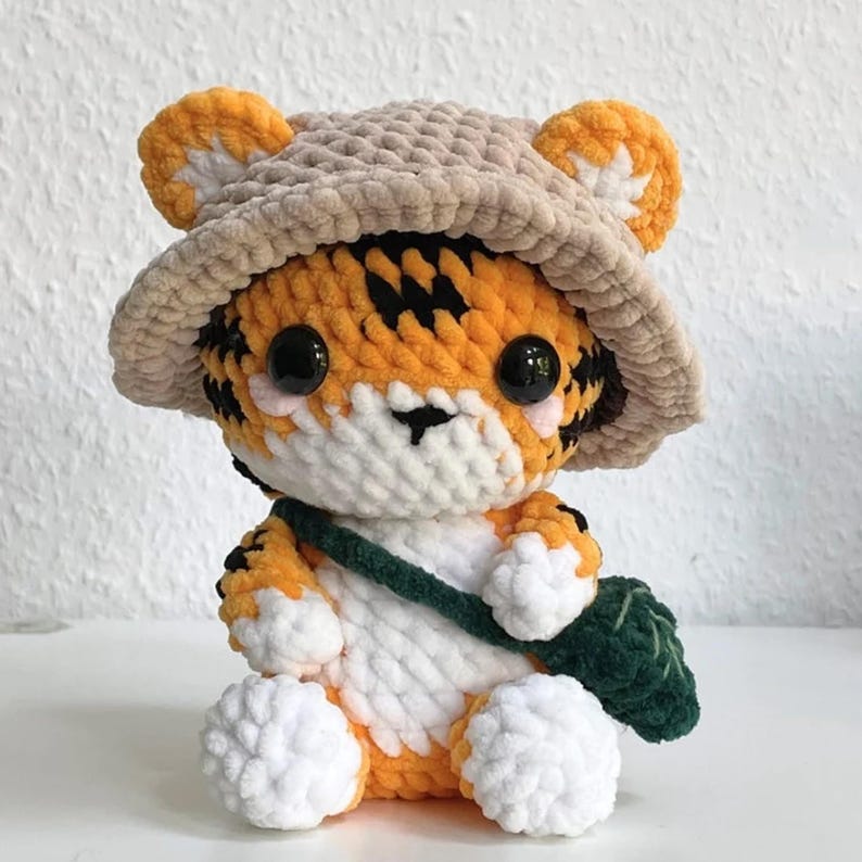 Baby Tiger Crochet Pattern Safari Tiger Cute Tiger With Safari Hat and ...