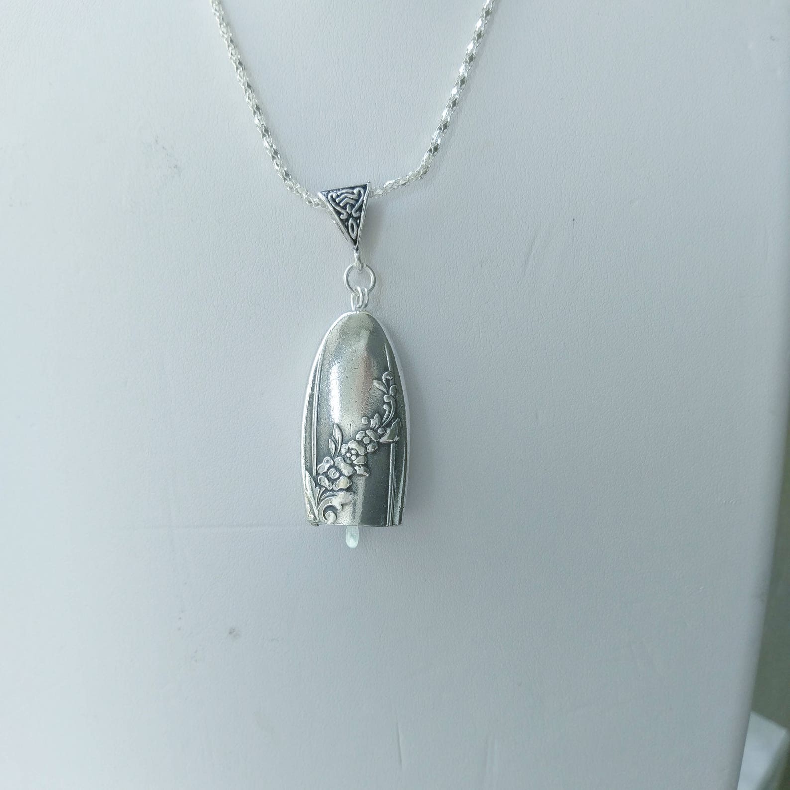 Queen Bess II 1946 Upcycled Knife Handle Bell Necklace - Etsy