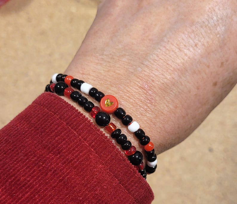 Heart Bracelets, Valentine's Day, Gift for Friends, Red and Black Seed ...