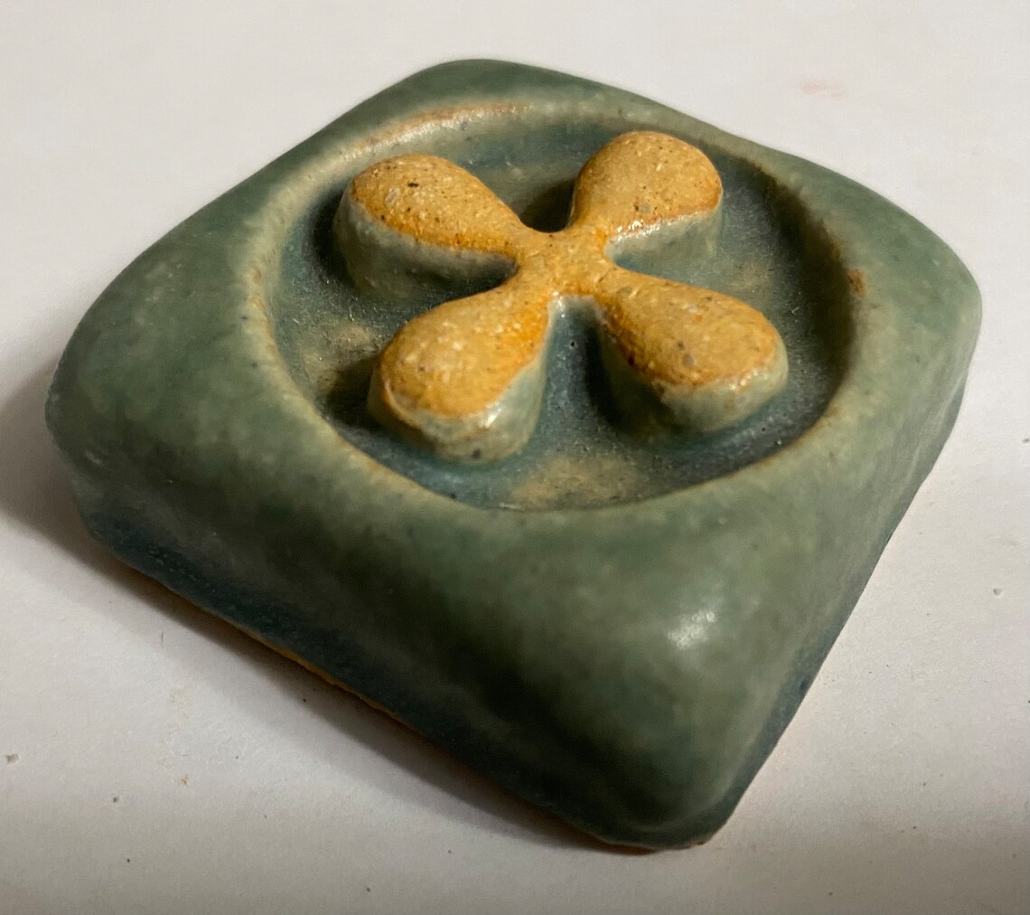 Clover Cross 2x2 Tile - Etsy