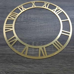 Acrylic Face Clock Mirrored Frame, Resin Epoxy Art, Wall Clock Supplier ...