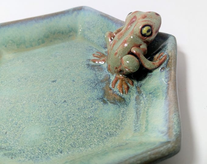 Green Frog Soap Dish, Ceramic Frog Figurine, Pottery With Frogs ...