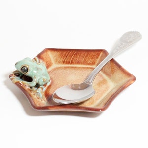 Green Frog Soap Dish Ceramic Frog Figurine Pottery With - Etsy