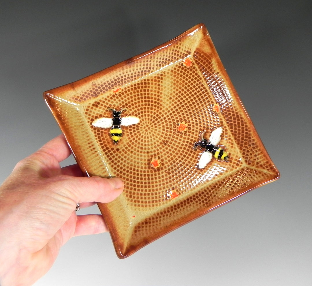 Ceramic Salad Plate With Bees - 6 Inch Plate - Bee Themed Dishes - Gift ...