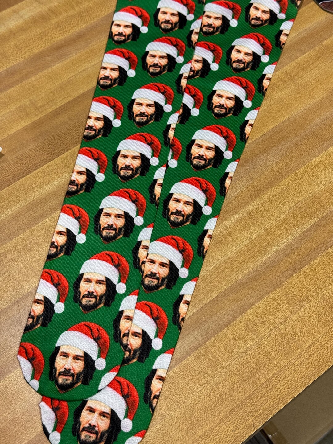 Keanu Reeves Socks Keanu Reeves Santa Hat Socks Celebrity Christmas ...