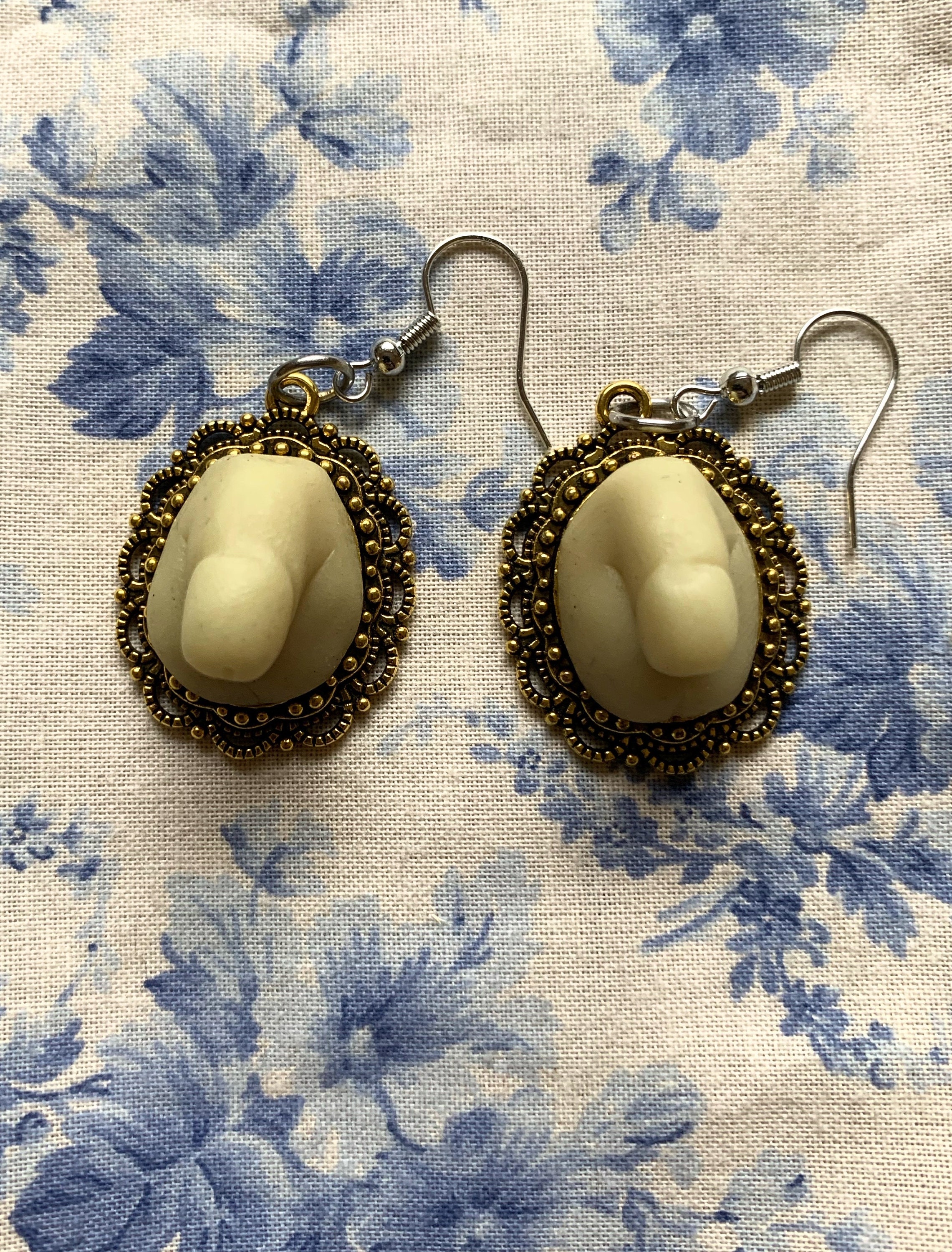 Hand Sculpted Glow in the Dark Penis Earrings - Etsy