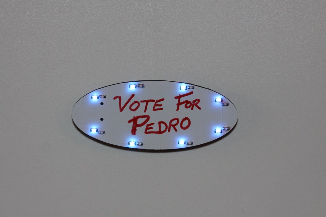 Wearable Whiteboard Oval Pin With Flashing RGB Leds Ready for Drawing ...