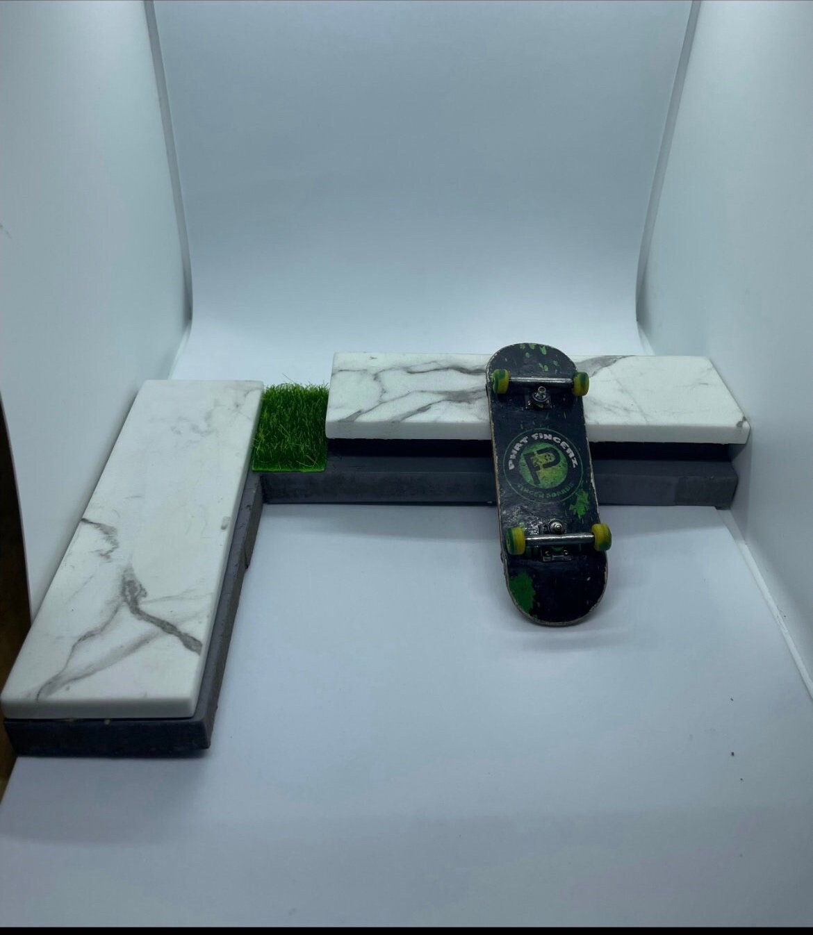 Fingerboard Small Marble L Ledge - Fingerboard Obstacles and Ramps ...